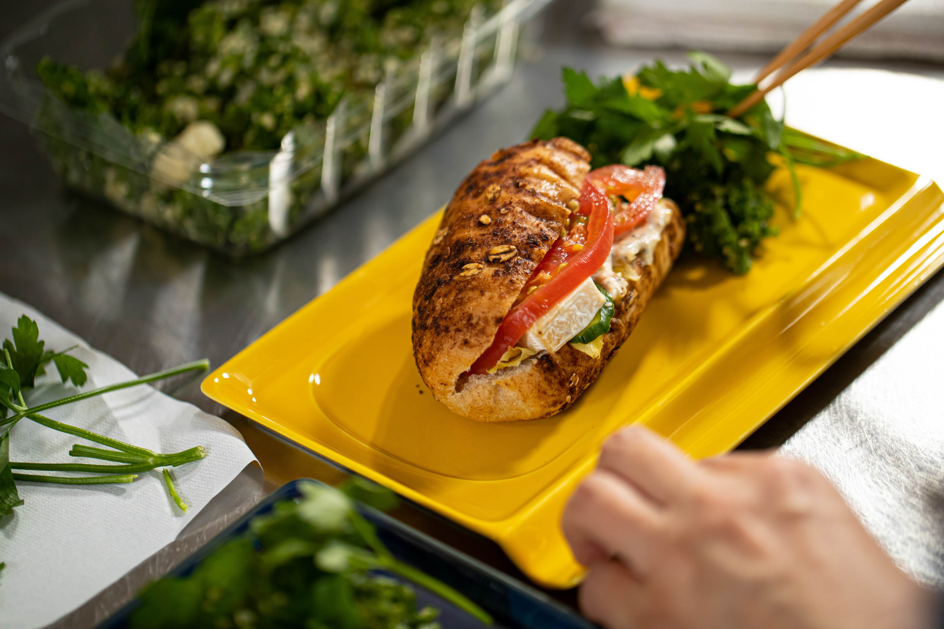 9月の営業日・イベントのお知らせ | 波佐見焼のOEM オンラインショップ｜アイユー（aiyu）